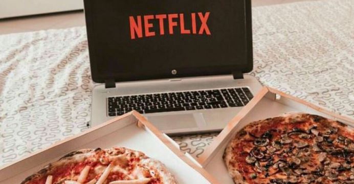 Gagnez 400€ en mangeant des pizza devant des séries Netflix • Fun Radio