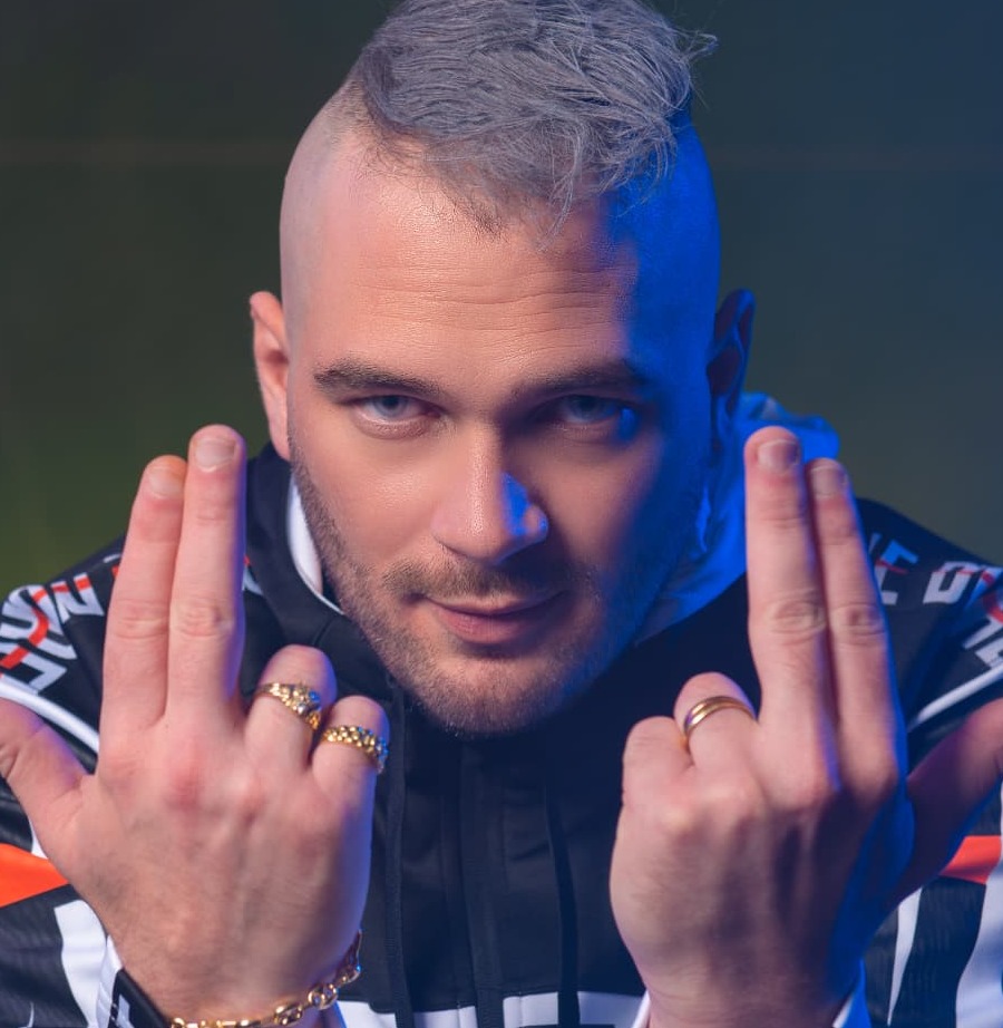 Jul au stade de France en 2025 ?! • FUN Radio