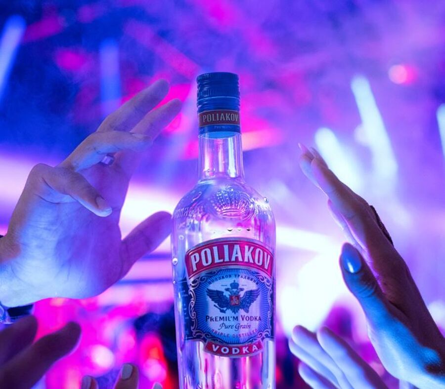 Les Poliakov Vodka Parties débarquent à Bruxelles ! • FUN Radio