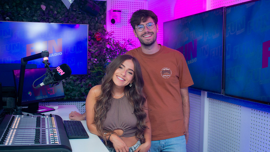 Votez pour Simon & Mano aux Ciné Télé Revue Awards • FUN Radio