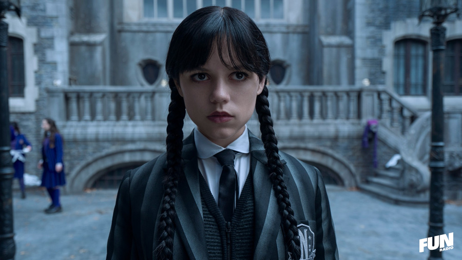 Une première bande annonce et une date de sortie pour la saison 2 de Mercredi • FUN Radio